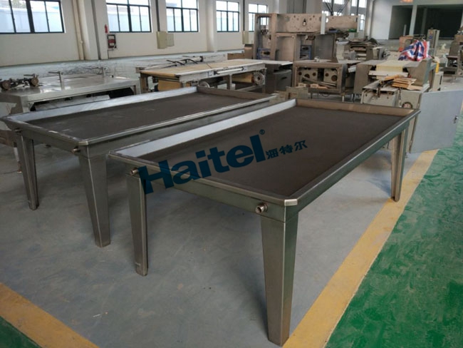 304 Stainless Steel Candy Cooling Table , Sugar Water Recycling Candy ...