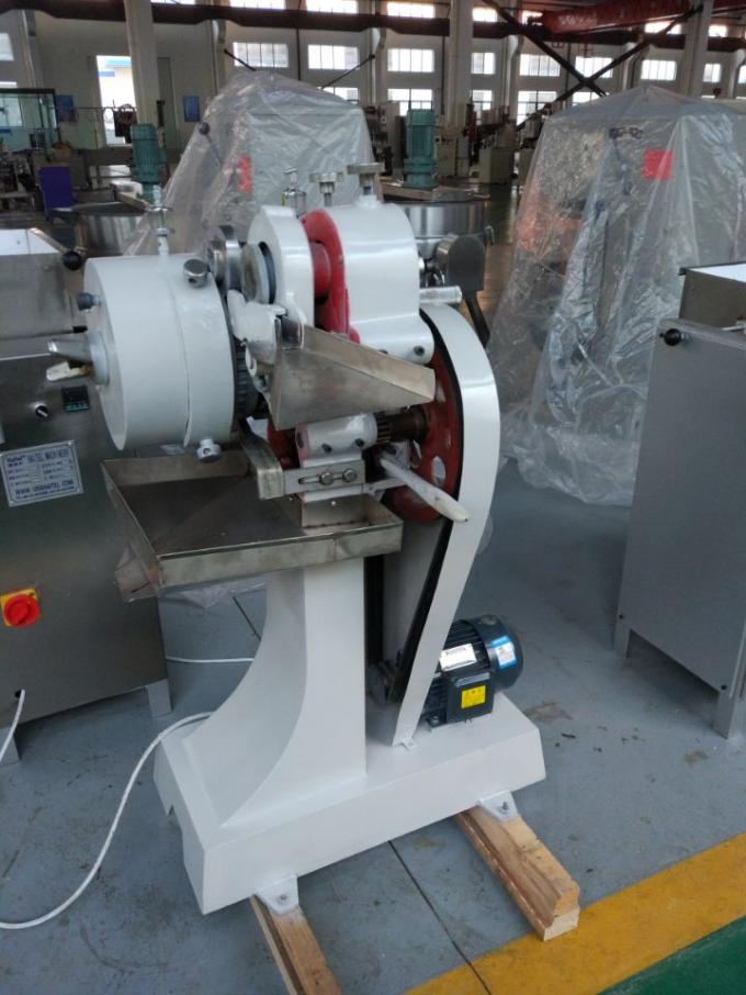 Small Fruit Hard Candy Making Forming Molding Machine 150kg/h